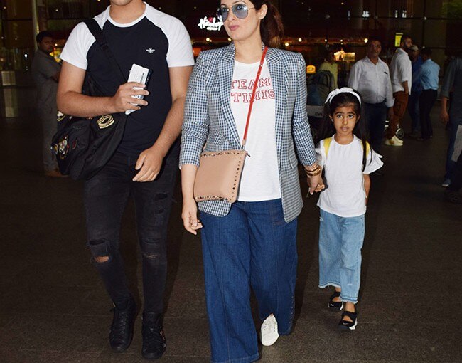 Akshay’s son Aarav looked dapper in a ...