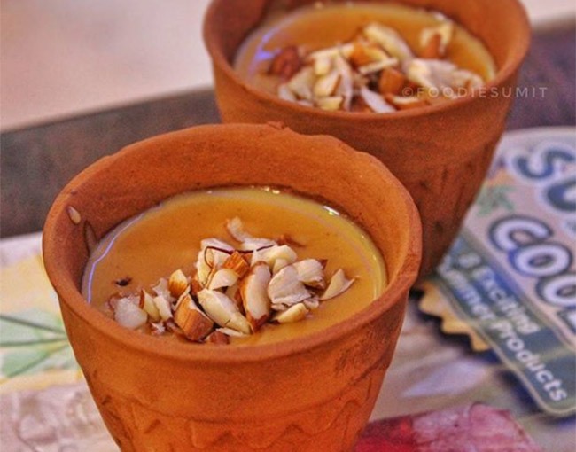 Wow Monsoons! 6 Best Tea Combinations to Try This Rainy Season