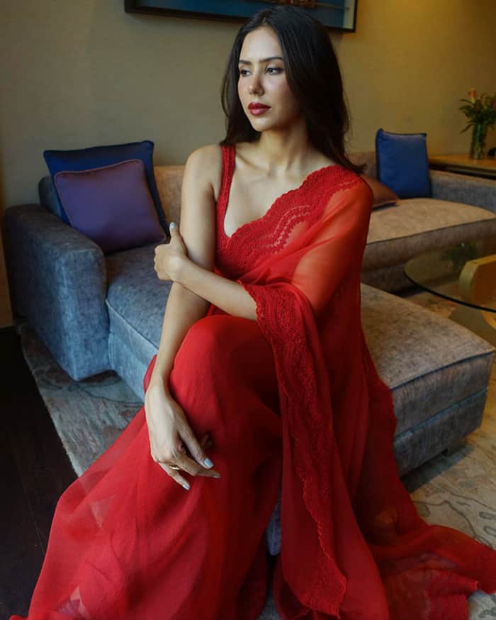 Sonam Bajwa Is Our Desi Red Riding Hood In Hot Organza Saree See Pics