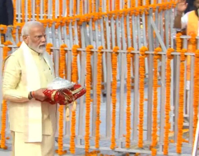 Ayodhya Ram Temple Inauguration: Prime Minister Narendra Modi at the ...