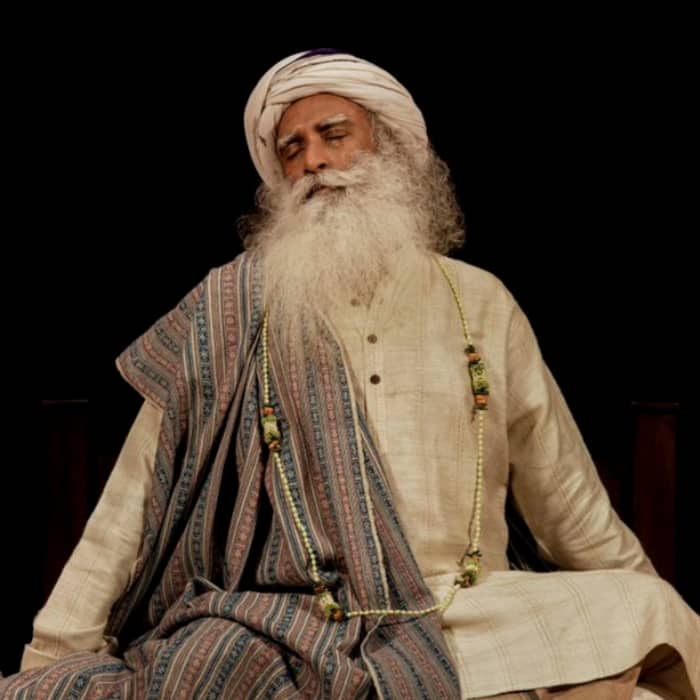 10 inspiration quotes by Sadhguru Jaggi Vasudev