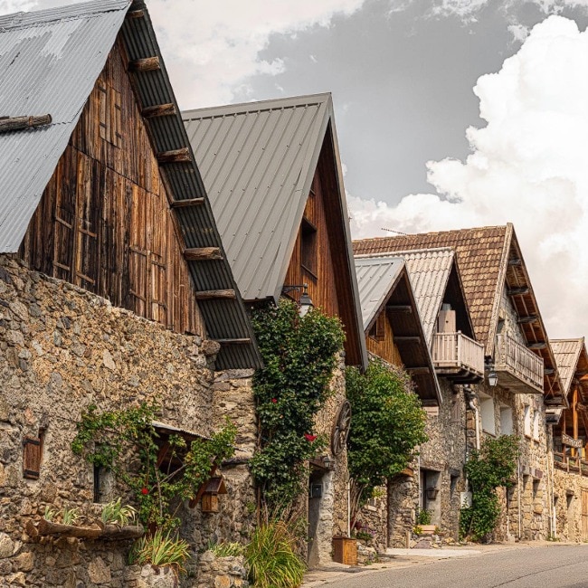 10 Villages Where People Live Without Modern Technology