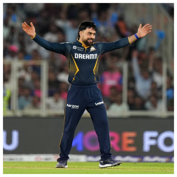 Jasprit Bumrah to Bhuvneshwar Kumar: Bowlers to clinch most wickets for ...