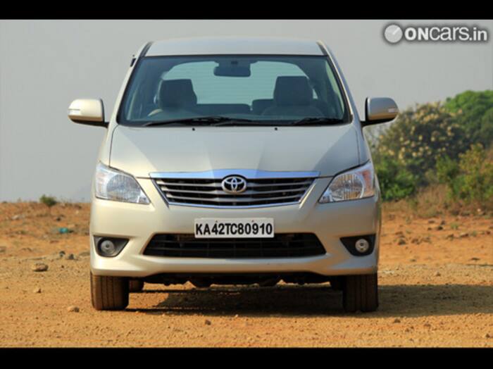 2012 Toyota Innova Exterior