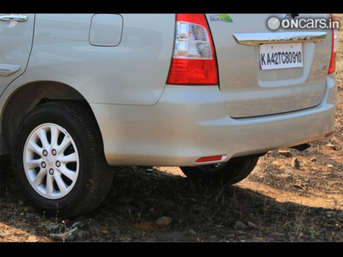 2012 Toyota Innova Exterior