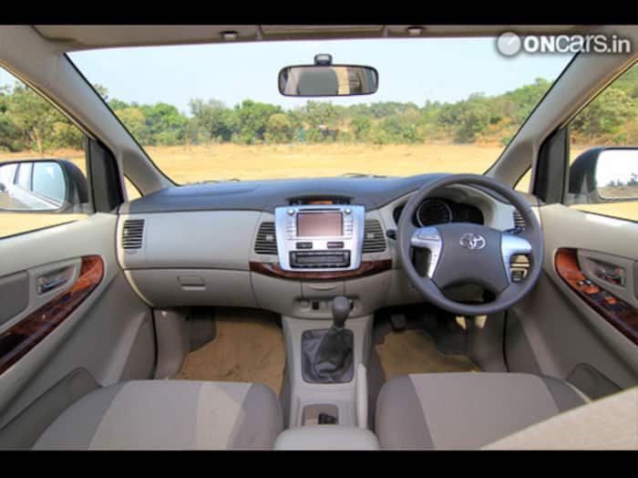 2012 Toyota Innova Interiors