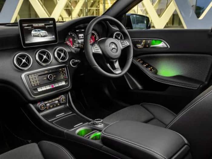 2016 Mercedes-Benz A-Class: Photo Gallery