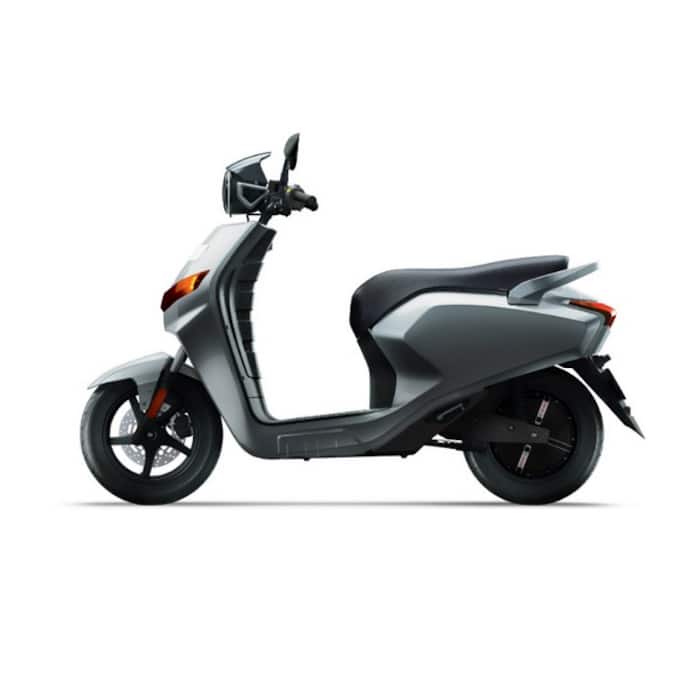 22 Motor Flow Electric Scooter: Check out price, features and ...