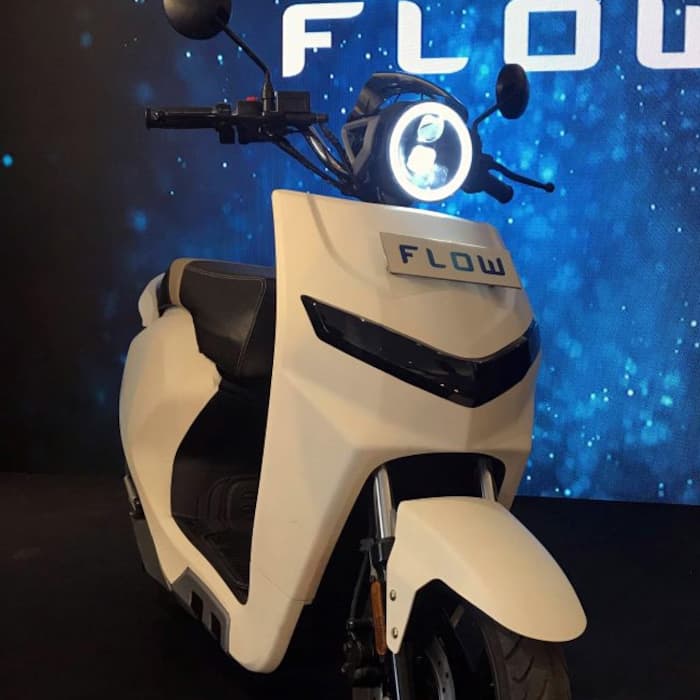 22 Motor Flow Electric Scooter: Check out price, features and ...