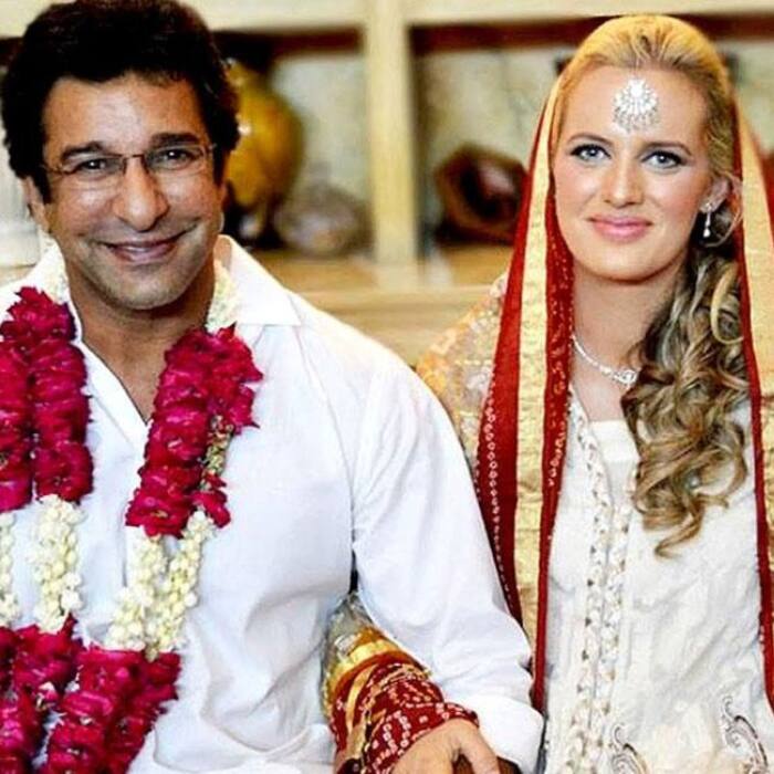Shoaib Akhtar to Shoaib Malik to Wasim Akram: Pakistan cricketers who married girls more than 10 ...