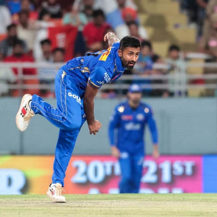 Prithvi Shaw to Venkatesh Iyer to Nathan Ellis: Top TARGETS of Dhoni's ...