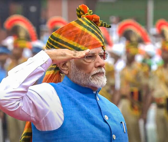 78th Independence Day: PM Modi Hoists National Flag From Ramparts Of Red Fort. See Photos