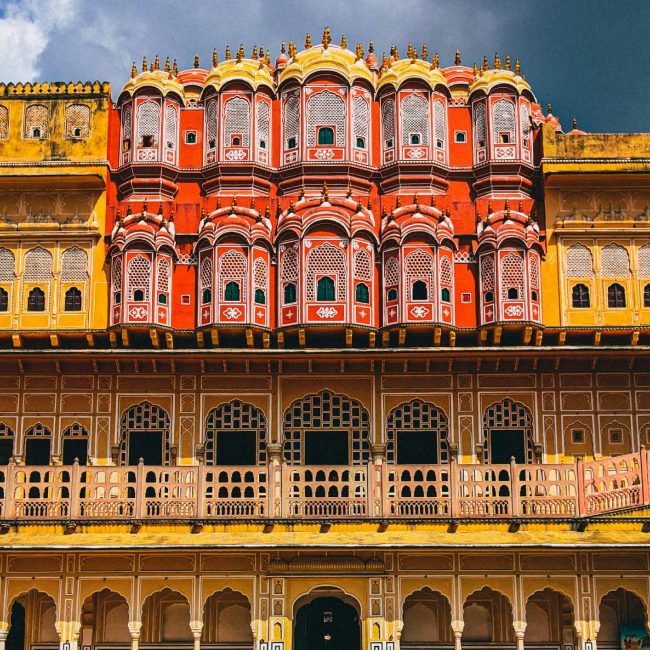 8 Hidden Facts About India’s Famous Monuments