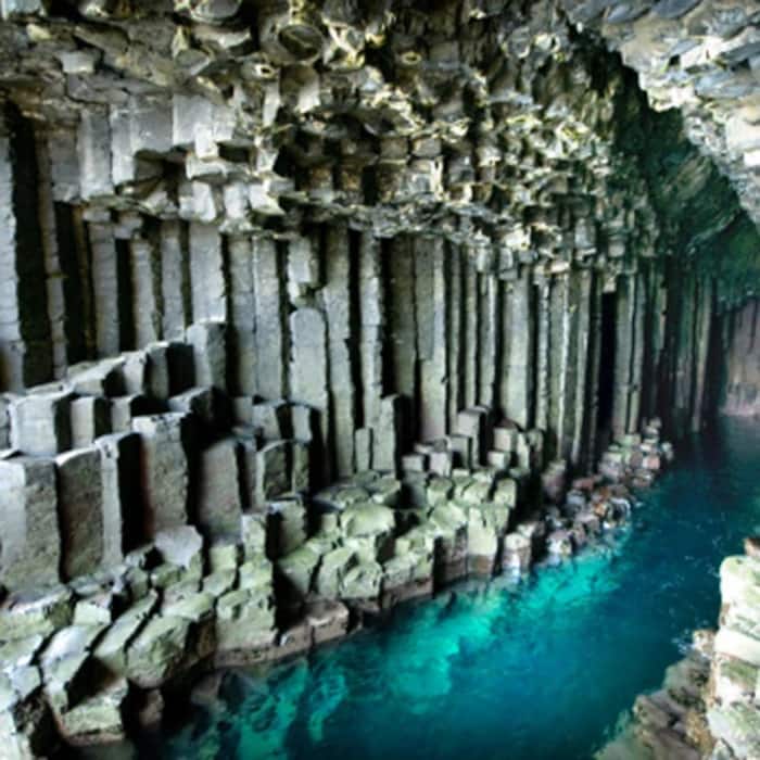 Explore in pics the mysterious aura of Fingal's Cave at Staffa Island ...