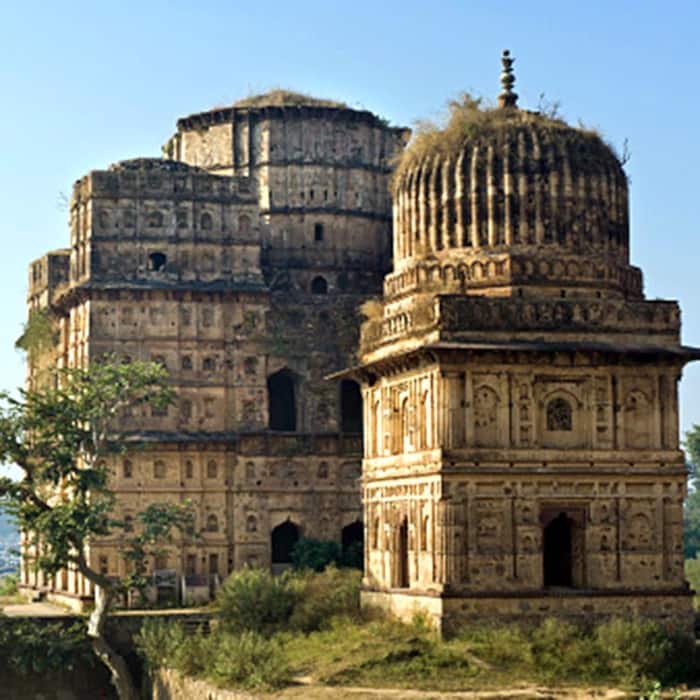 Take a virtual tour to Orchha in Tikamgarh district of Madhya Pradesh here!