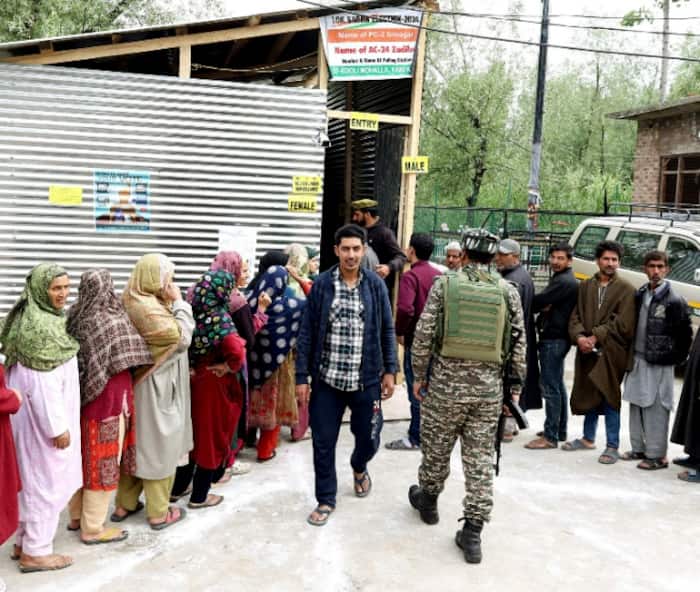 IN PICS: Srinagar Votes In Phase 4 Of Lok Sabha Election 2024