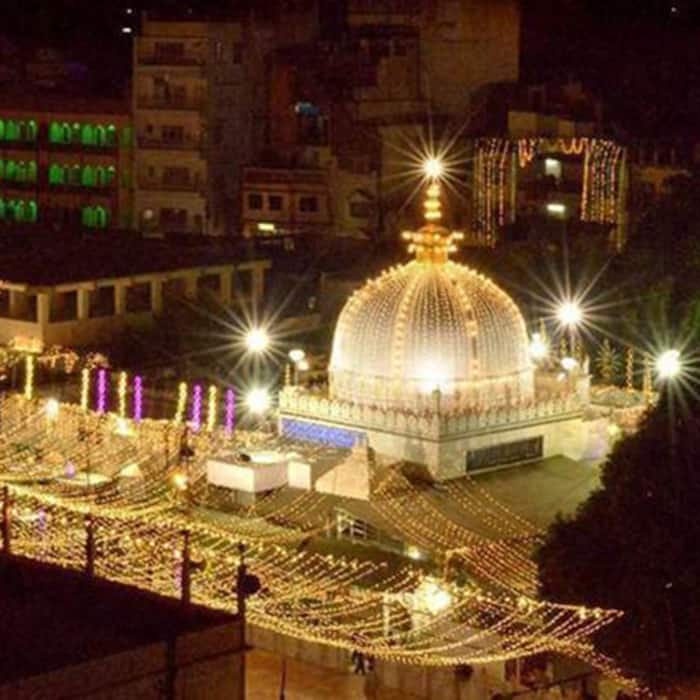 A picture of illuminated Ajmer Sharif Dargah