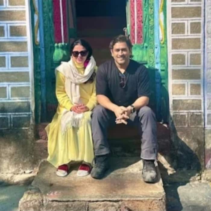 Meet Jayanti, sister of MS Dhoni, married to CSK star best friend, she ...