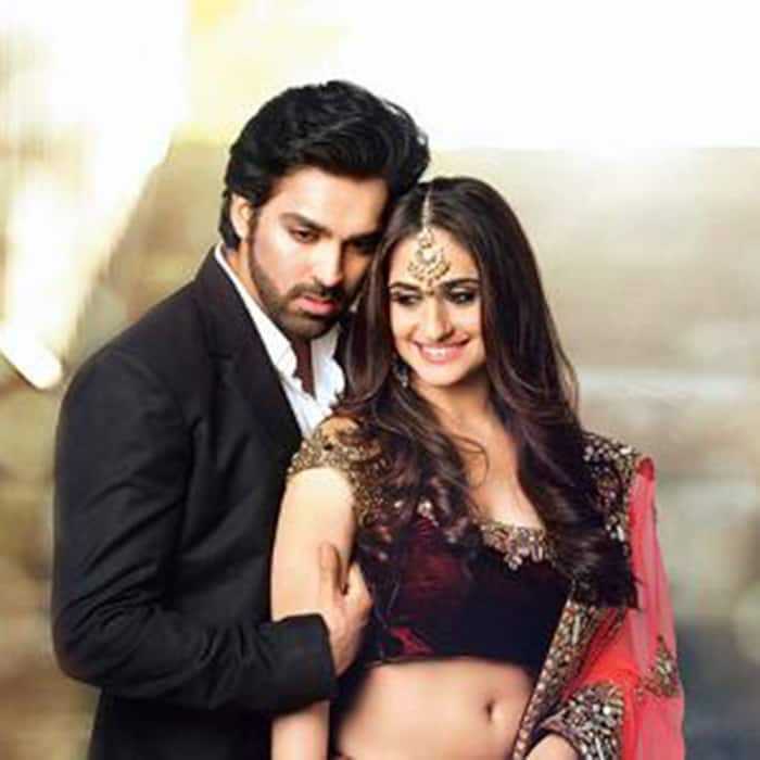 Hunar Hali snapped with hubby Mayank Gandhi during their pre wedding shoot
