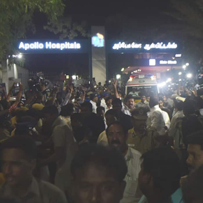 People creating ruckus outside Apollo hospital in Chennai
