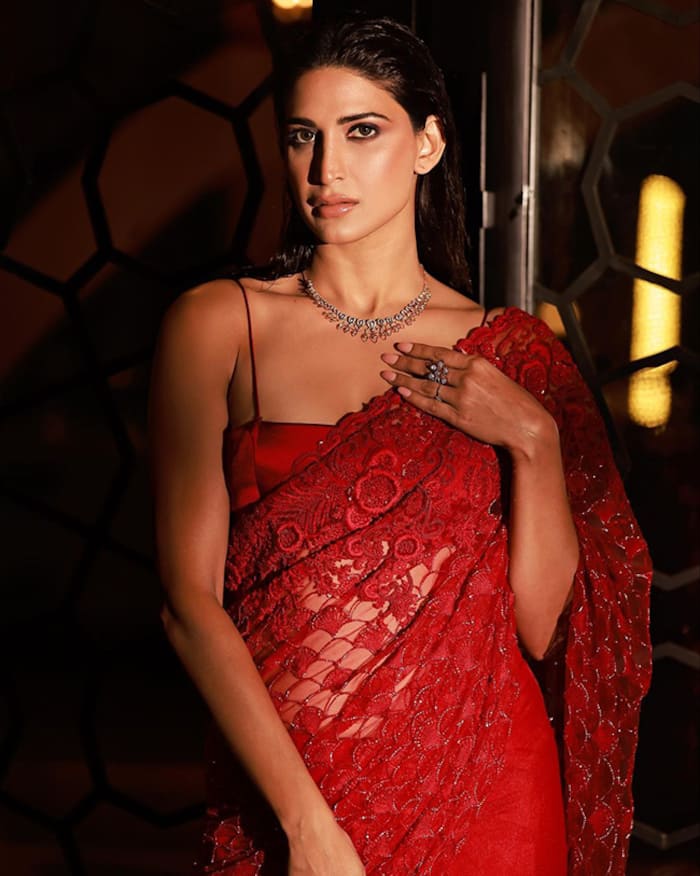 Aahana Kumra Bold And Bindaas
