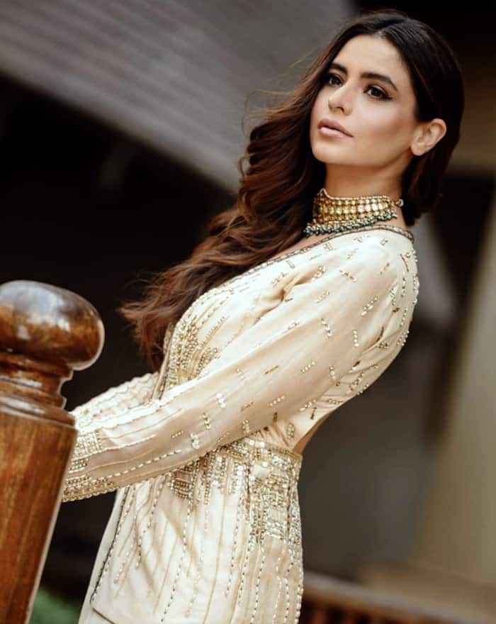 Aamna Sharif is a sight to behold in her latest ethnic pictures, don’t ...