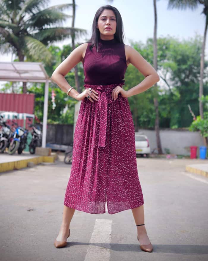 Surbhi Chandna Looks Smoking Hot in Recent Instagram Pictures