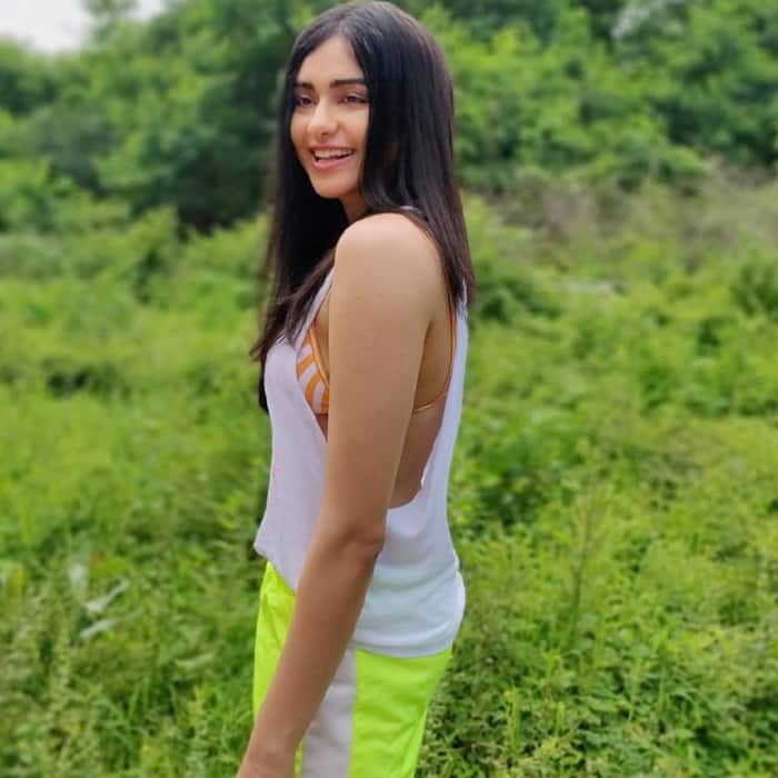 Adah Sharma’s Ravishing Look