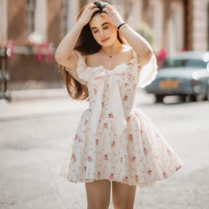 Meet Aditi Budhathoki, beautiful anchor who is going Viral after her ...