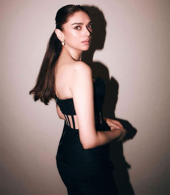 Aditi Rao Hydari looks sizzling hot in sheer black off-shoulder bodycon ...