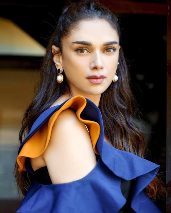Aditi Rao Hydari Sizzles in Sexy Colour-Blocked Jumpsuit l PHOTOS