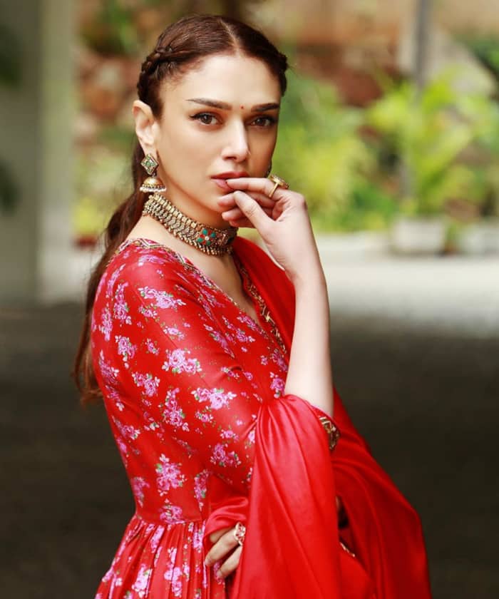 Aditi Rao Hydari Dazzles in Red Anarkali Lehenga in Stunning Photoshoot ...
