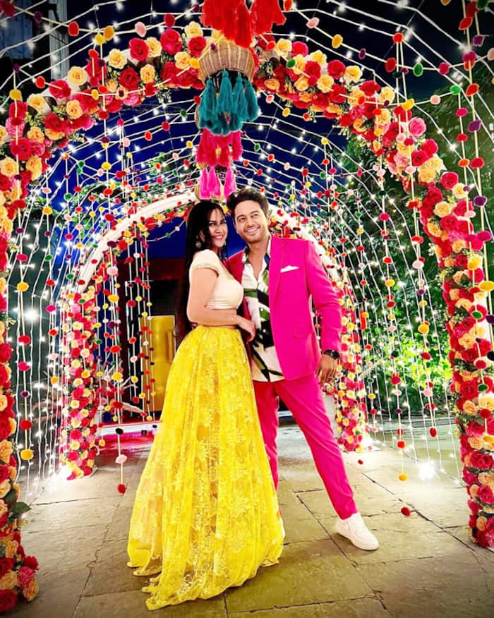 Anupamaa Star Gaurav Khanna Shares Stunning Pics With Wife Akansha ...