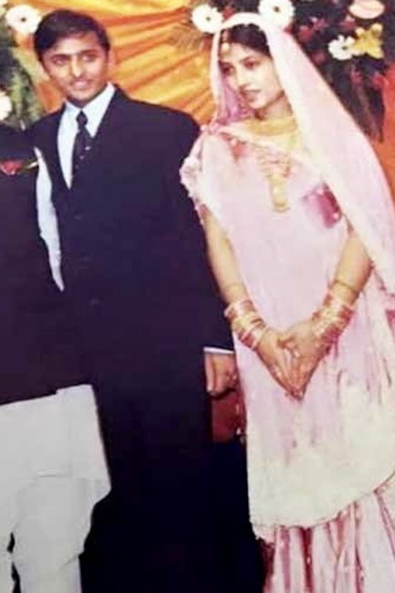 Akhilesh Yadav and Dimple Yadav’s wedding picture