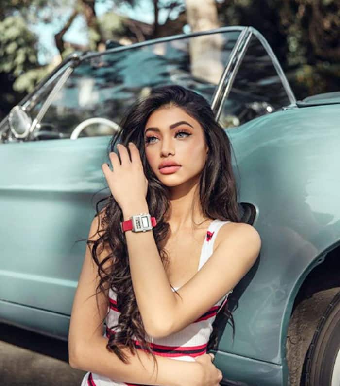 Ananya Panday's Stylish Cousin Alanna Panday Takes The Internet by ...