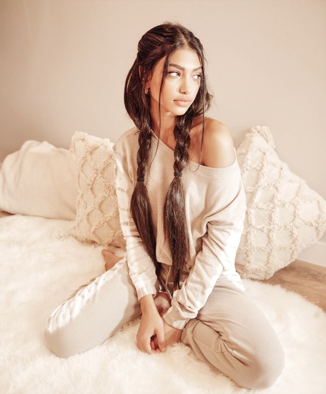 Alanna Panday turns up heat on Instagram