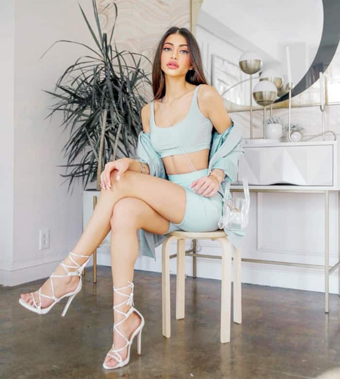 Alanna Pandey’s Sultry Look