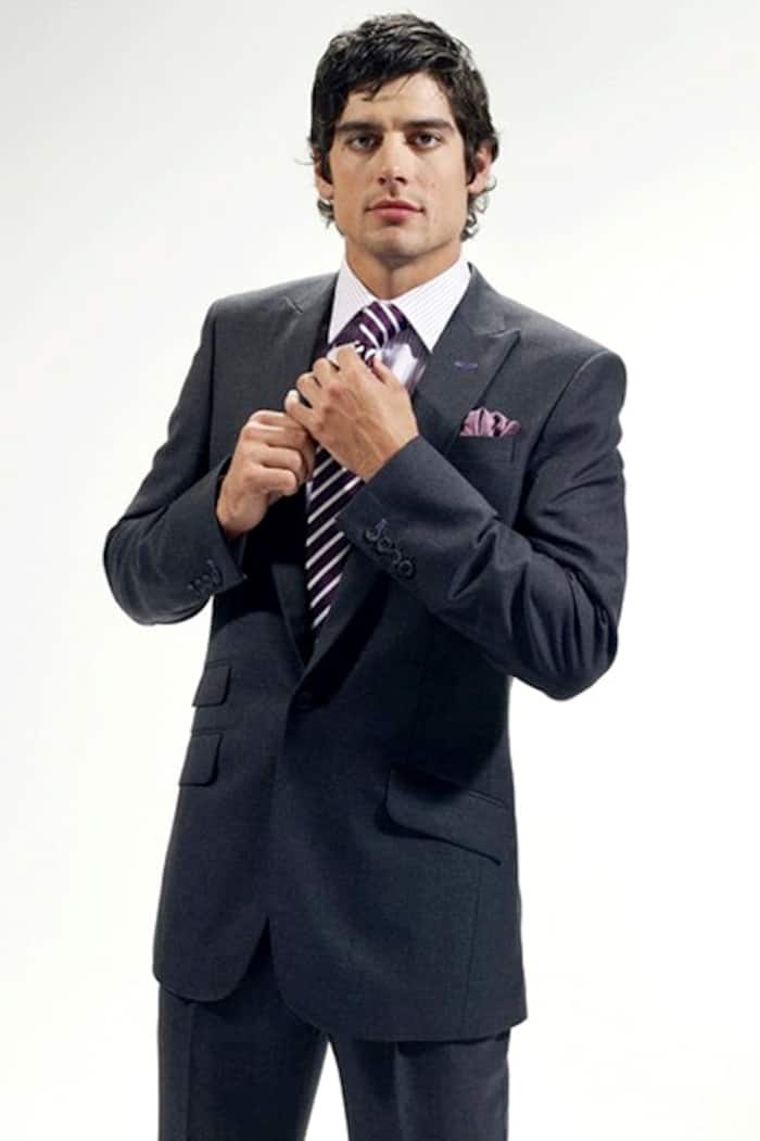 10 times when Alastair Cook bowled us with his looks!