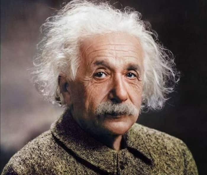 7 Famous scientists and their groundbreaking discoveries