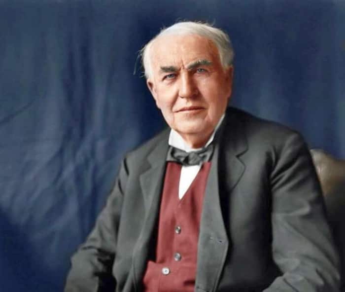 7 Famous scientists and their groundbreaking discoveries