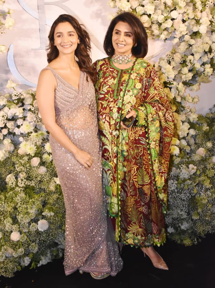 Alia Bhatt Makes a Jaw Dropping Appearance in Sheer Saree With Subtle ...