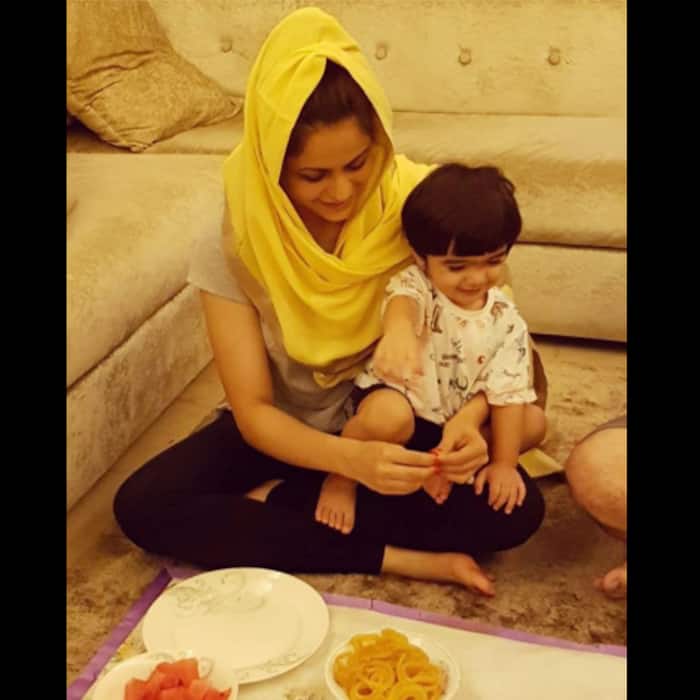 Pictures revealing Eid celebration of top Bollywood celebs!