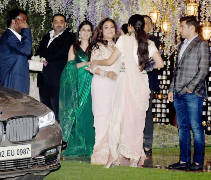 Nayantara Kothari Pre-Wedding Party: From Tina Ambanis to Mira Rajput ...