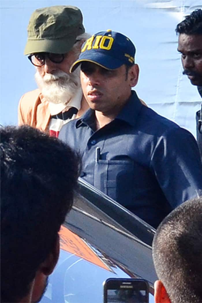 102 Not Out first look pictures