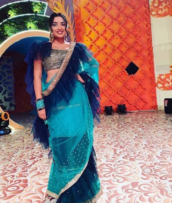 Amrapali Dubey Raises the Hotness Bar in Latest Pictures