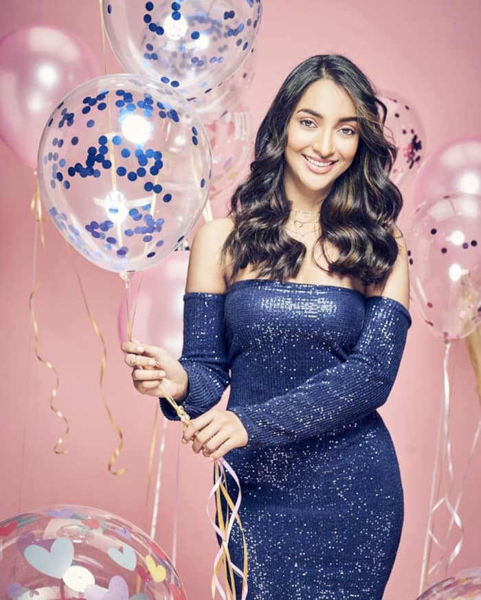 Amrin Qureshi To Soon Make Her Bollywood Debut With ‘Bad Boy’ Starring ...