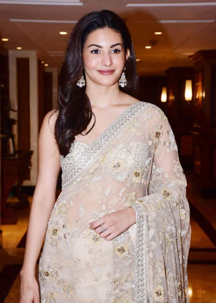 Amyra Dastur Goes Bold in a Sheer Saree Look at Netflix Films Day Event ...