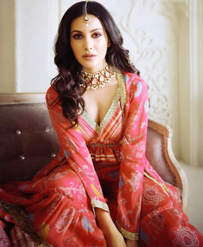 Amyra Dastur is Ethereal in a Lehenga, Stuns on the Cover of a Lifestyle Magazine| See Photos