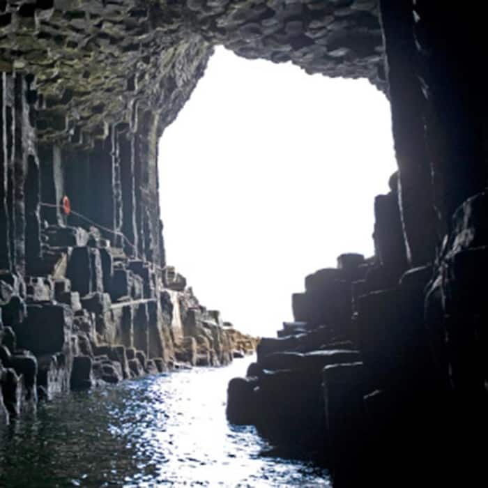 Explore in pics the mysterious aura of Fingal's Cave at Staffa Island ...