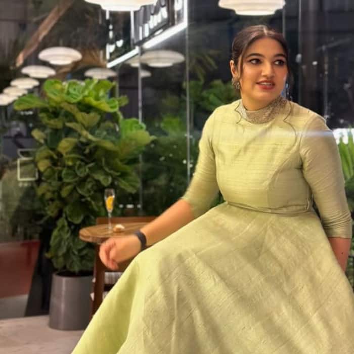 Meet Anam, beautiful younger sister of Sania Mirza, got divorced at ...